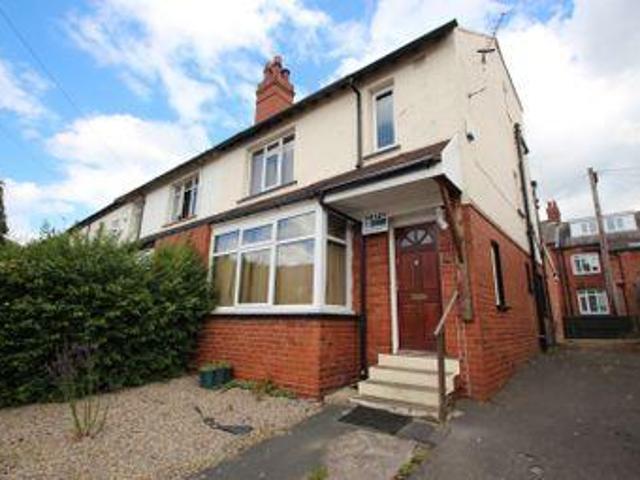 6 Bedrooms Terraced house for rent in Estcourt Terrace, Headingley, Leeds LS6