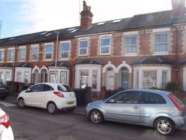 6 Bedrooms Terraced house for rent in Grange Avenue, Reading RG6