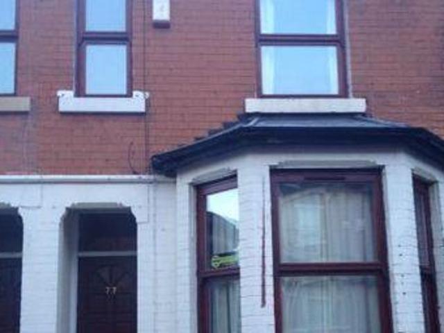 6 Bedrooms Terraced house for rent in Kimbolton Avenue, Nottingham NG7