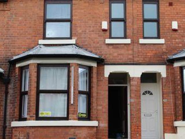6 Bedrooms Terraced house for rent in Kimbolton Avenue, Nottingham NG7