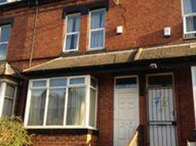 6 Bedrooms Terraced house for rent in Royal Park Avenue, Hyde Park, Leeds LS6