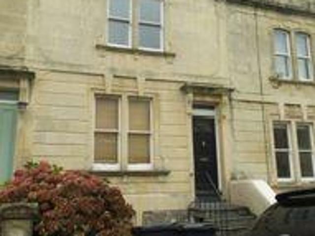 6 Bedrooms Terraced house for rent in Stanley Road, Cotham, Bristol BS6