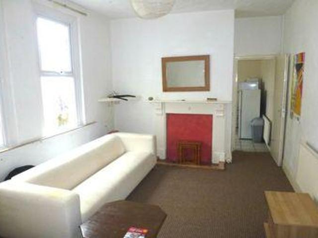 6 Bedrooms Terraced house for rent in Tydfil Place, Cardiff CF23