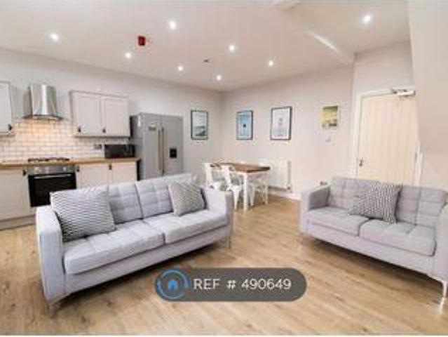 6 Bedrooms Terraced house for rent in Woodcroft Road, Liverpool L15