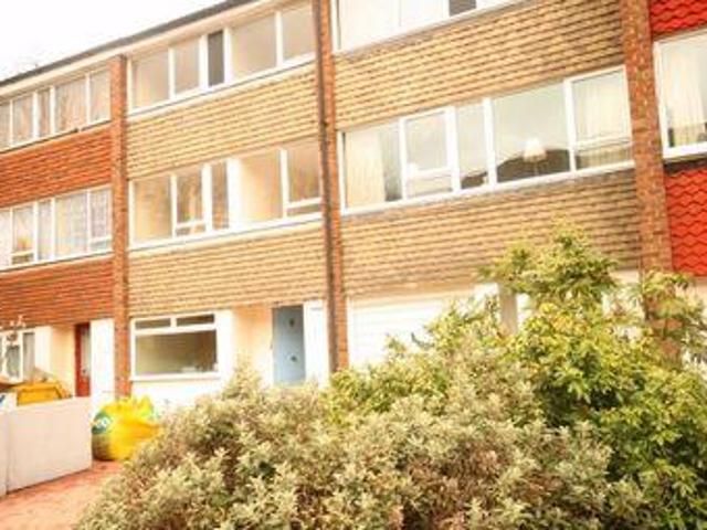6 Bedrooms Town house for rent in Beaulieu Close, London SE5