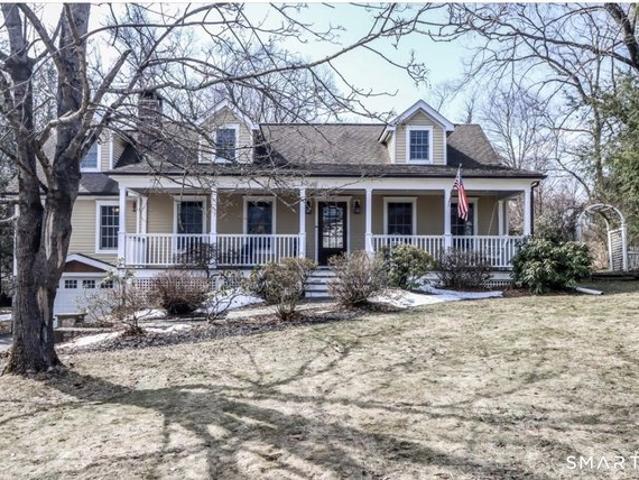 6 Belair Dr, Danbury, CT 06811