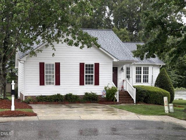 6 Bethany Pl, Durham, NC 27712