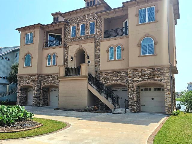 6 Big Torch, Hitchcock, TX 77563 | MLS #11405