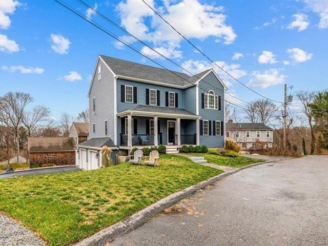 6 Bishop St, Plymouth, MA 02360