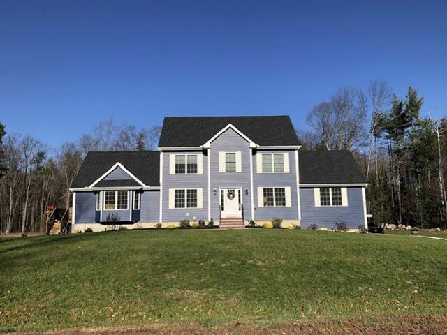 6 Blaisdell Ct, Raymond, NH 03077