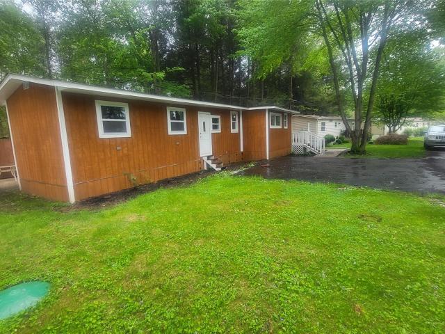 6 Blue Jay Ln, Hyde Park, NY 12538 | MLS #944084 | Compass