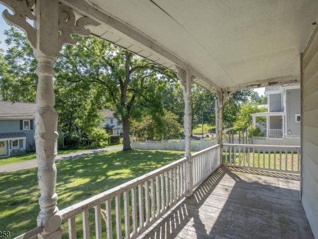 6 Bodine Ave
