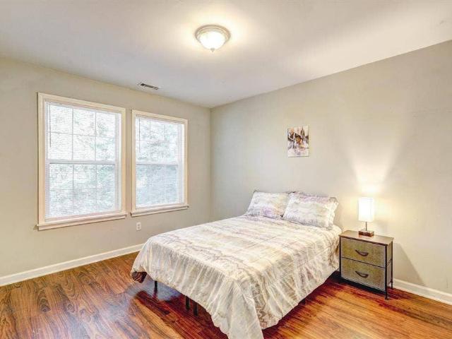 6 BR in Atlanta