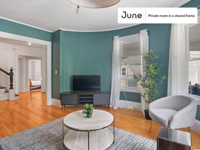 6 BR in Boston