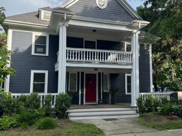 6 BR, 2.5 BA Apartment 161 Highland Avenue, Winchester, MA 01890