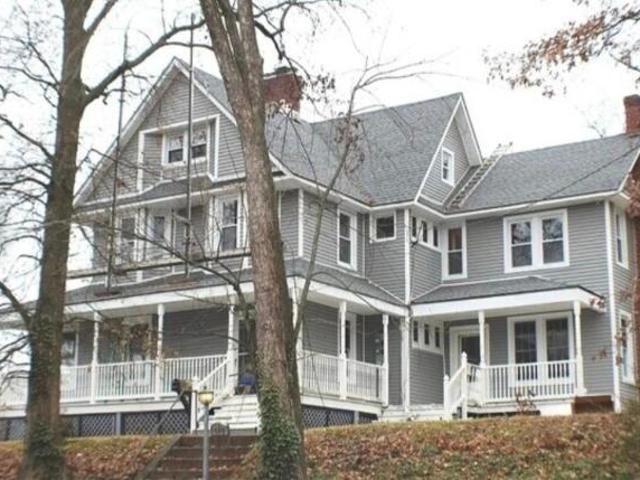 6 Br, 2 bath, Condo 426 Cornelia St