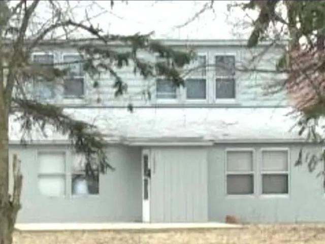 6 Br, 2 bath, Single Family 16054 Cottage Grove Ave