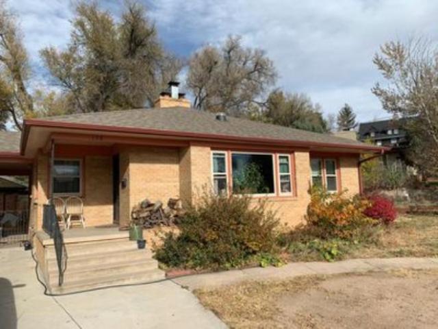 6 Br, 2 bath, Single Family 138 W Uintah St