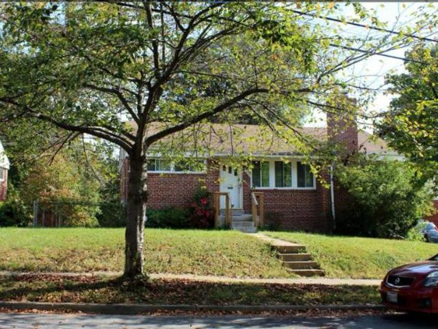 6 Br, 2 bath, Single Family 6705 Forest Hill Drive