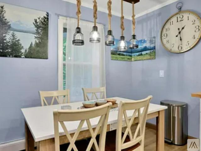 6 BR, 2 BA Apartment 15 Wurts Avenue, Unit A11, New Paltz, NY 12561