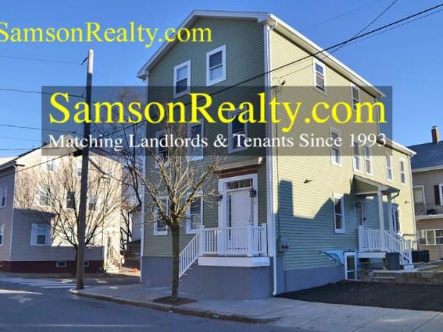 6 Br, 3 bath, Townhouse/Brownstone/RowHouse 35 Governor St