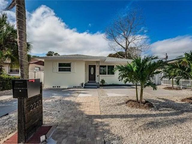 6 Br, 3 bath, Single Family 2227 19th St S