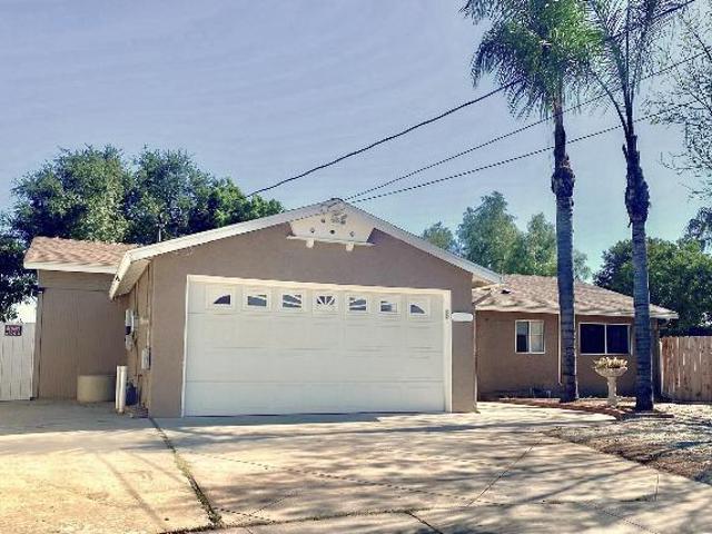 6 Br, 3 bath, Single Family 329 Alder Pl