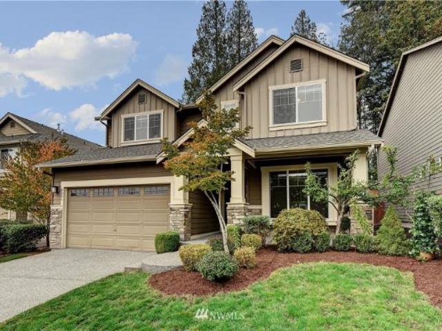 6 Br, 3 bath, Single Family 4321 229th Pl SE