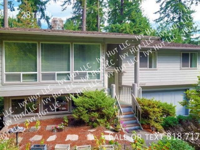 6 BR, 3 BA Apartment 17002 NE 28th Pl, Bellevue, WA 98008
