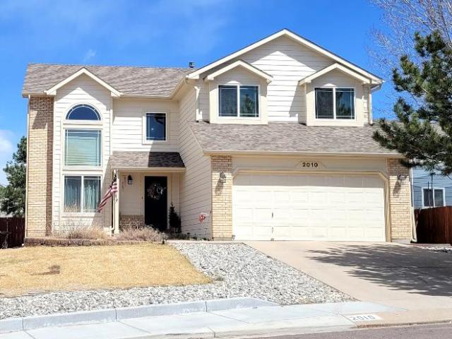6 Br, 4 bath, Single Family Bramblwood Lane 2010