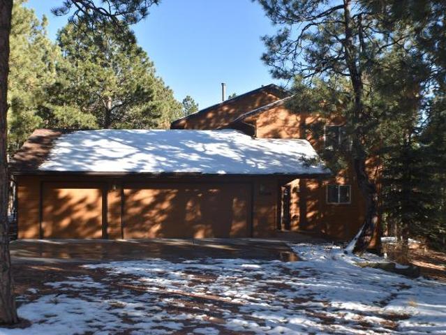 6 Br, 4 bath, Single Family 14540 Rosholt Loop
