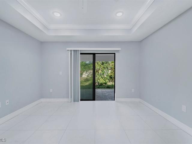 6 BR, 4 BA Apartment 129 Meadow Road, Lehigh Acres, FL 33973