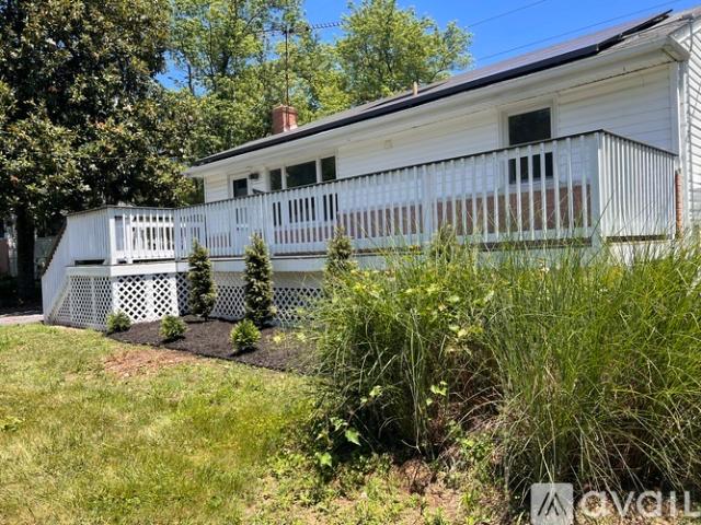 6 BR, 4 BA Apartment 7011 Old Chapel Dr, Bowie, MD 20715