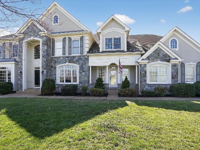 6 Br, 6 bath, Single Family 19503 Waneta Dr