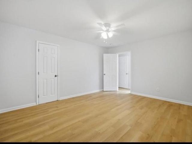 6 Br, 6 bath, Single Family 2930 Gate House Rd