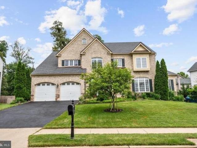 6 Br, 6 bath, Single Family 3374 Dondis Creek Dr