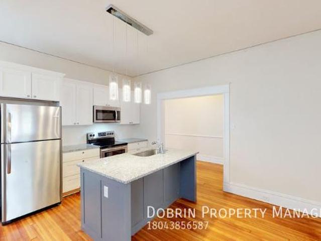 6 Br, 6 bath, Single Family 409 S Pine St
