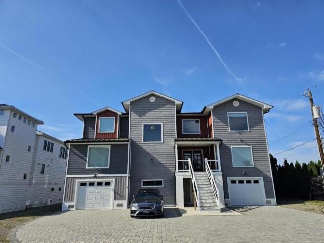 6 Br, 6 bath, Single Family 5 Warren Rd