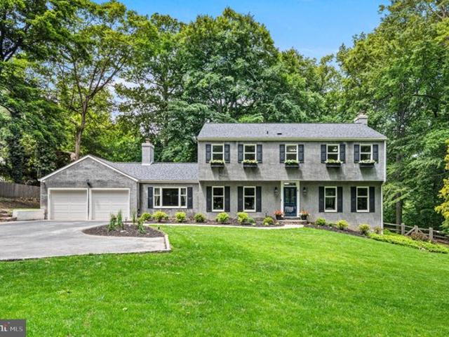 6 Bradford Ter, Newtown Square, PA 19073