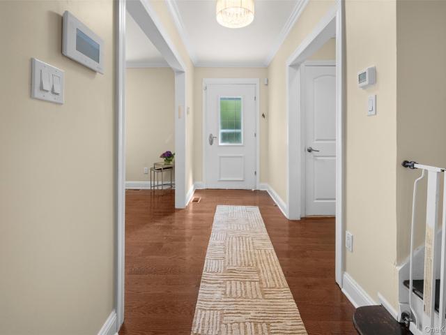 6 Brookbridge Road