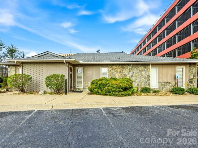 6 Brooklet Street