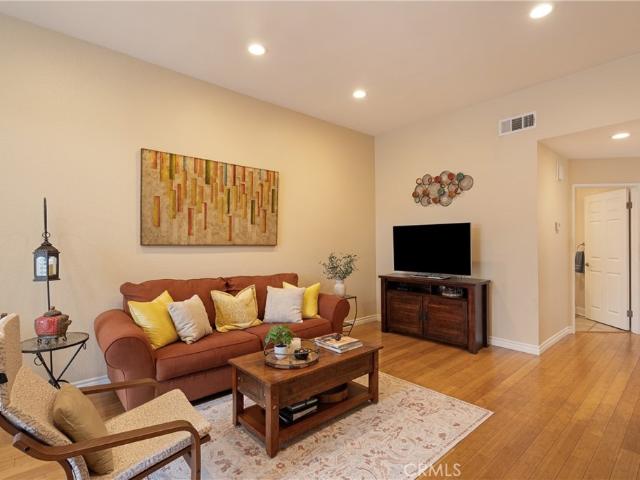6 Brownfield Lane