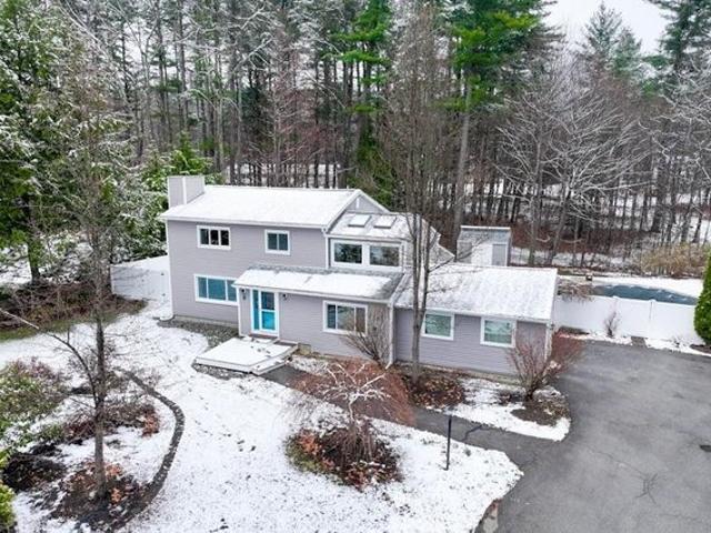 6 Bryce Dr, Merrimack, NH 03054