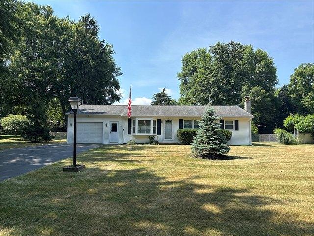 6 Cullens Run, Pittsford, NY 14534