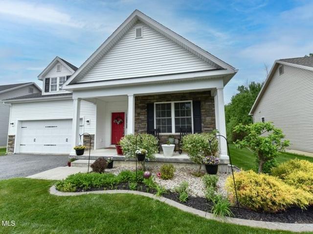 6 Cypress St, Ballston Lake, NY 12019