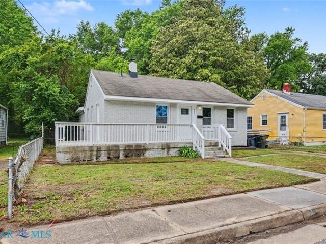 6 Capps Qtrs Unit 2, Hampton, VA 23669