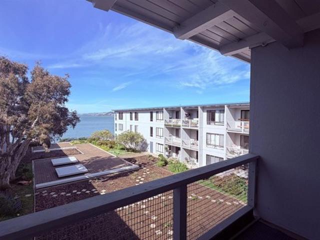 6 Captain Dr Unit E428, Emeryville, CA 94608