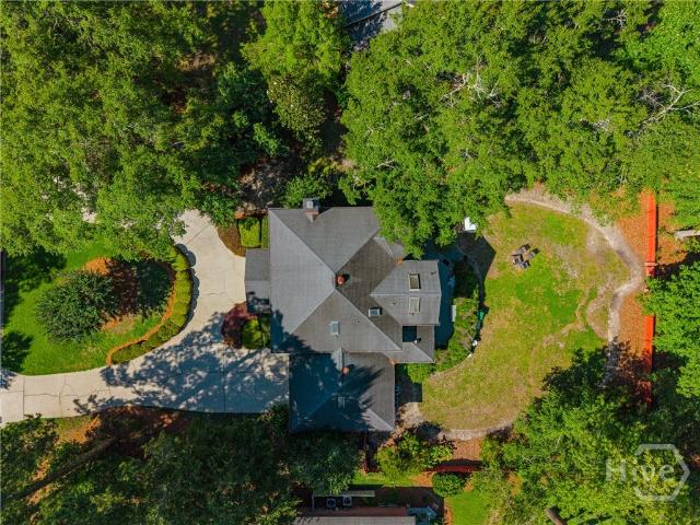 6 Cedar Point Drive