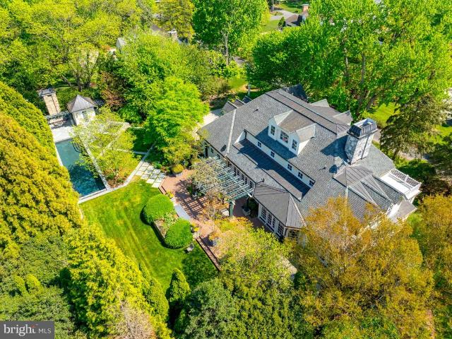 6 Chase Road