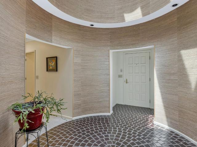6 Chestnut Hill